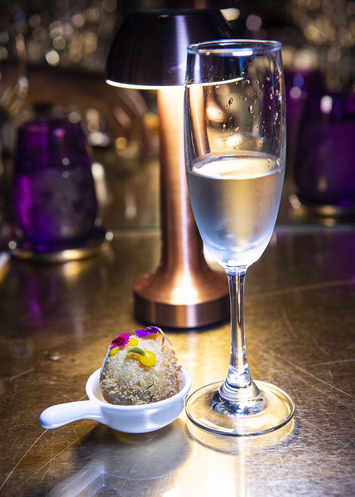 โรงแรมบันยันทรี กรุงเทพฯ จัดงาน 'Italian Wine – Music – Canape' ชวนจิบ ...
