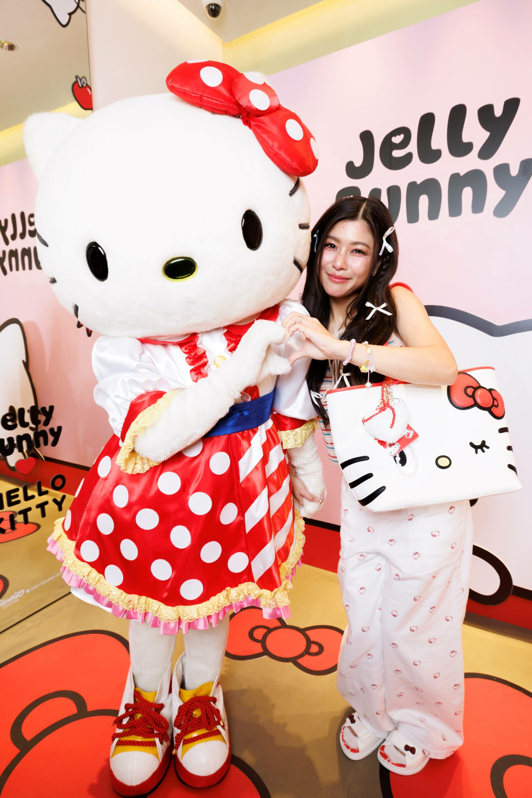 Jelly Bunny จับมือ Hello Kitty เปิดตัวคอลลาบอเรชั่นสุดคิวท์ ฉลองครบรอบ ...